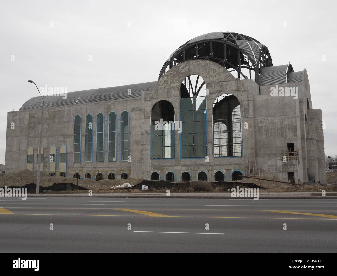 mosque building construction Stock Photo - Alamy