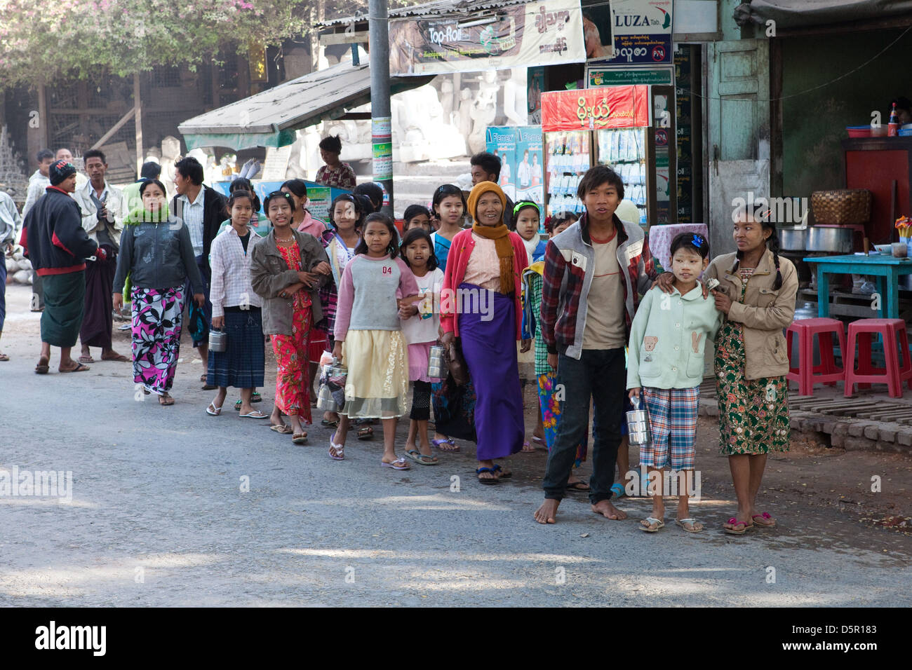 Myanmar teachers hi-res stock photography and images - Alamy