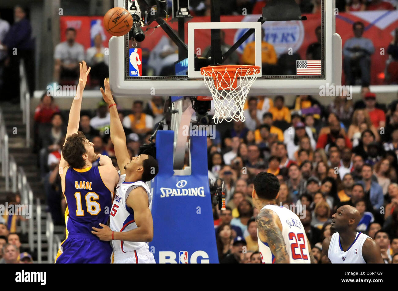 Los angeles lakers power forward hi-res stock photography and images ...