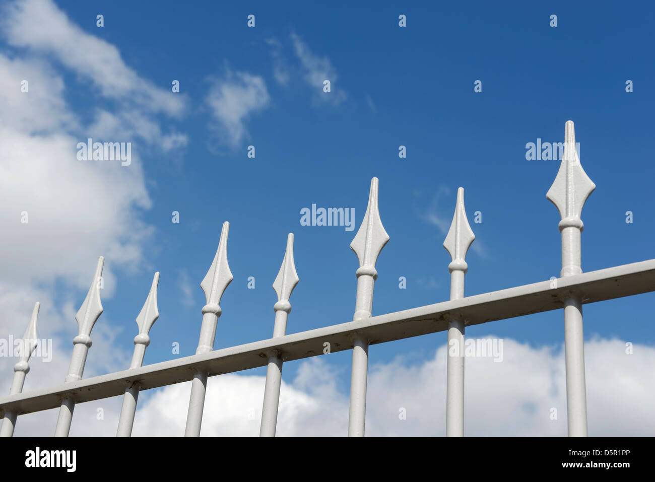 Rail spike hi-res stock photography and images - Alamy