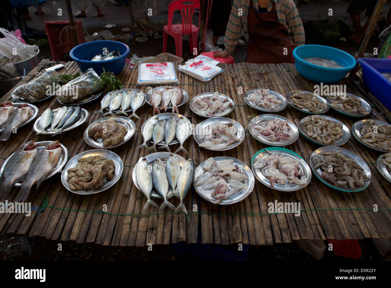 Local bangkok market hi-res stock photography and images - Alamy
