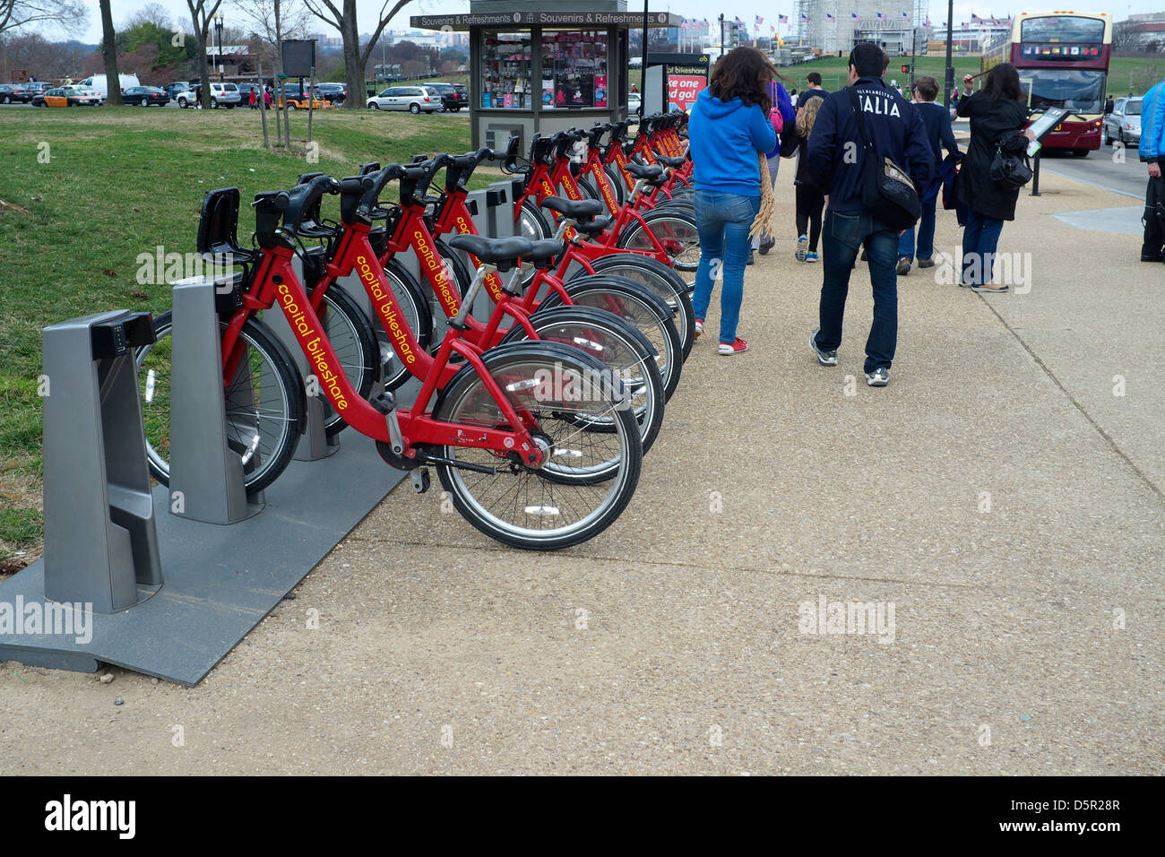 Capital Bikeshare rent station near Washington Monument in Washington ...