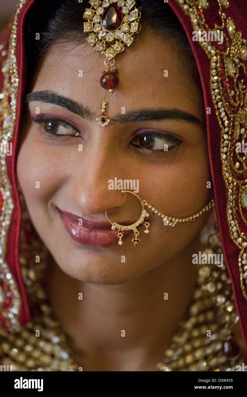 Indian Bride at her wedding Stock Photo - Alamy