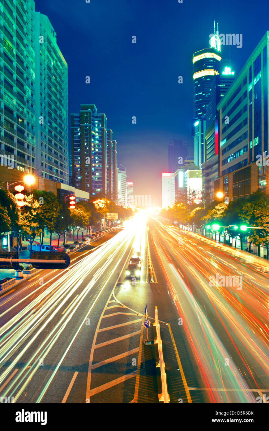 Fast moving cars at night Stock Photo - Alamy