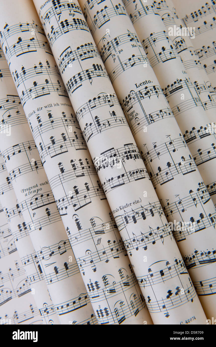 Sheet music hi-res stock photography and images - Alamy