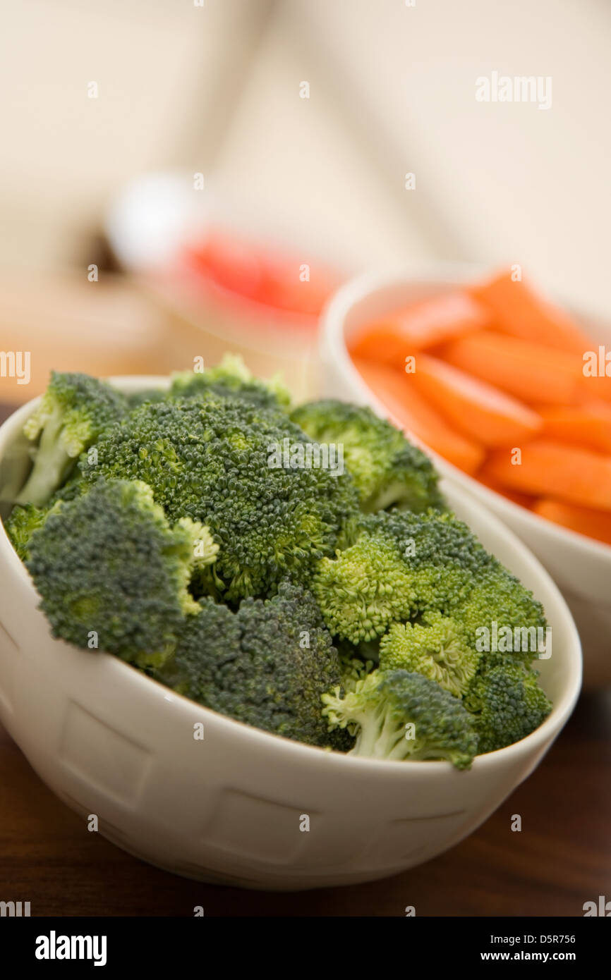 Cooking healthy food with lots of vegetables Stock Photo - Alamy