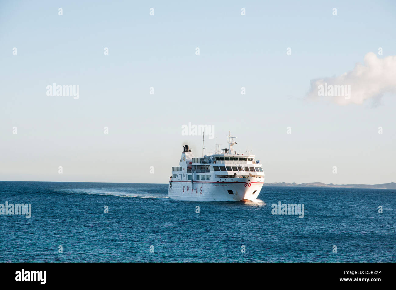 Fast sailing hi-res stock photography and images - Alamy