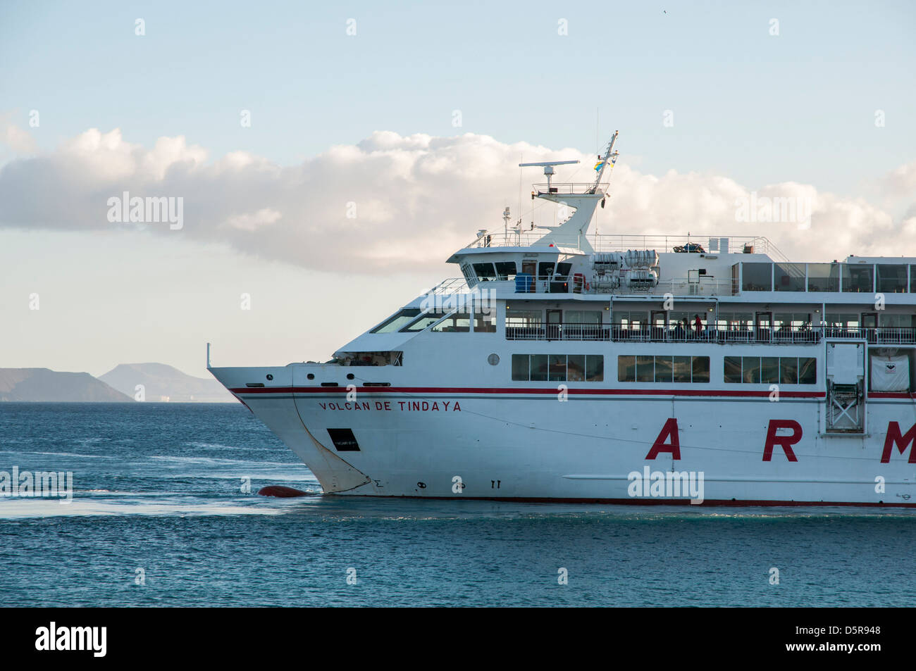 landscape of a fast sailing ship at sea Stock Photo - Alamy