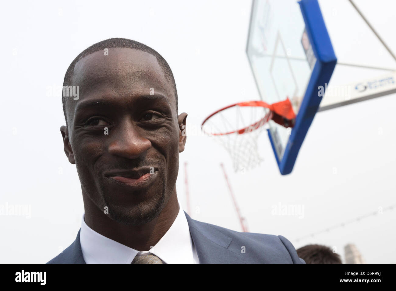 Pops mensah bonsu hi-res stock photography and images - Alamy