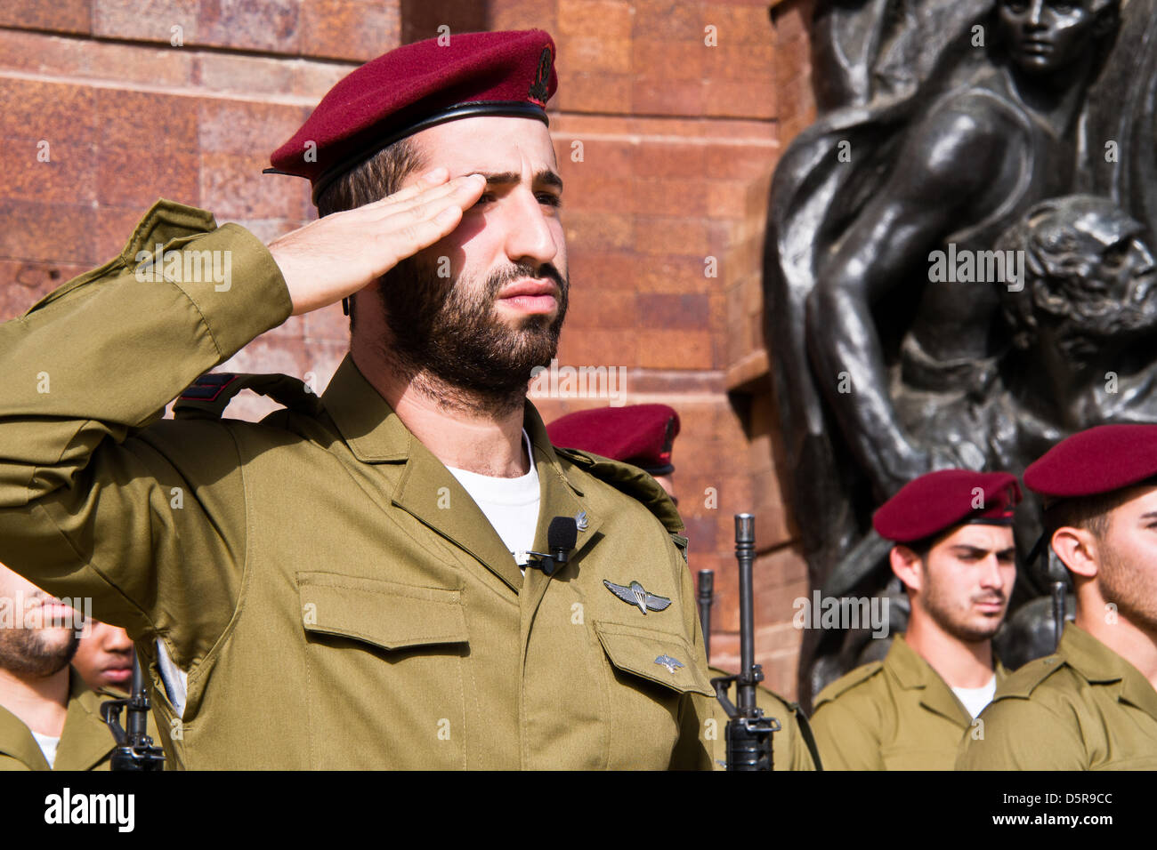 Jerusalem, Israel. 8th April 2013. IDF officers salute as a two-minute ...