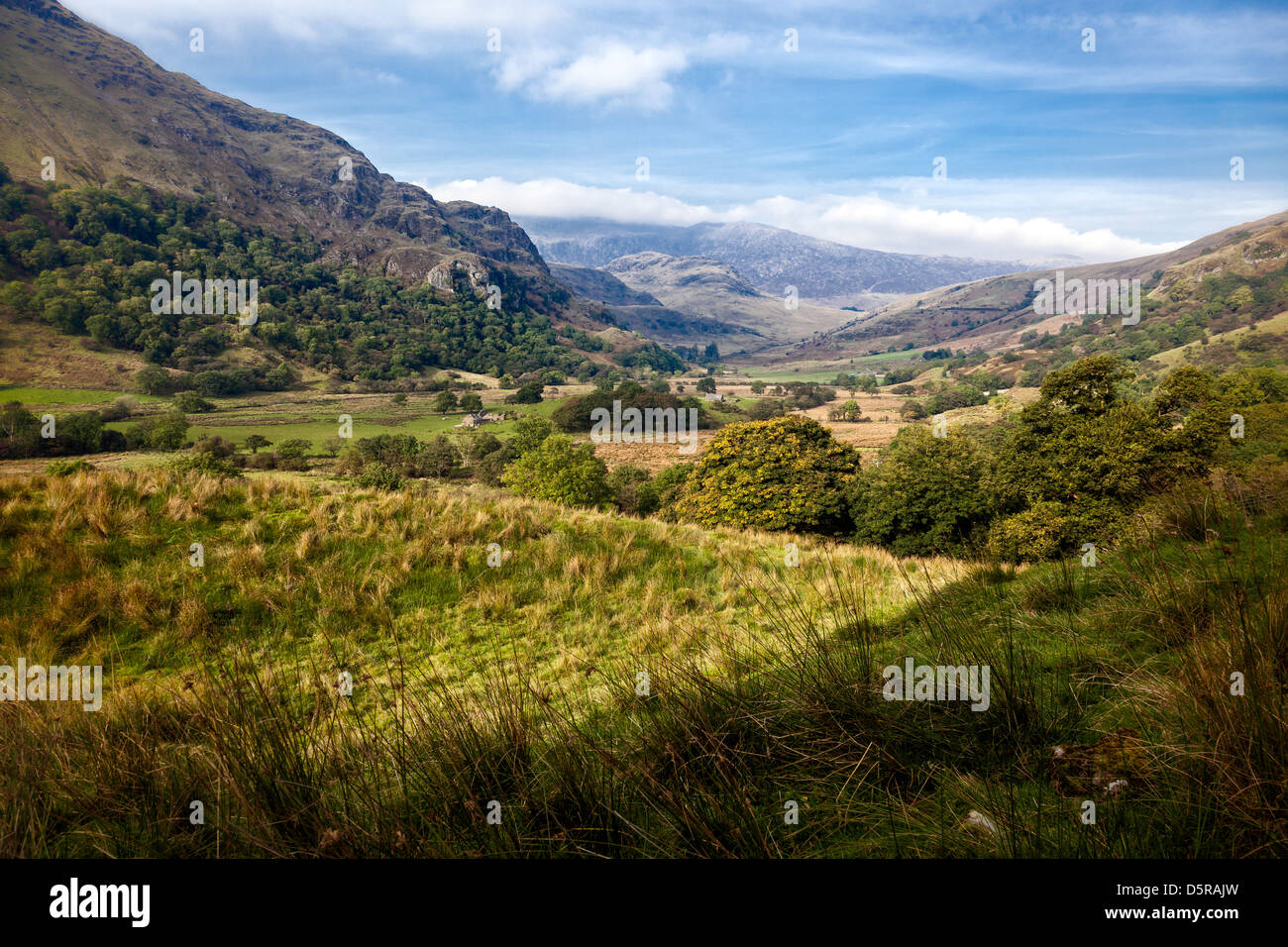 Snowdon summit building hi-res stock photography and images - Alamy