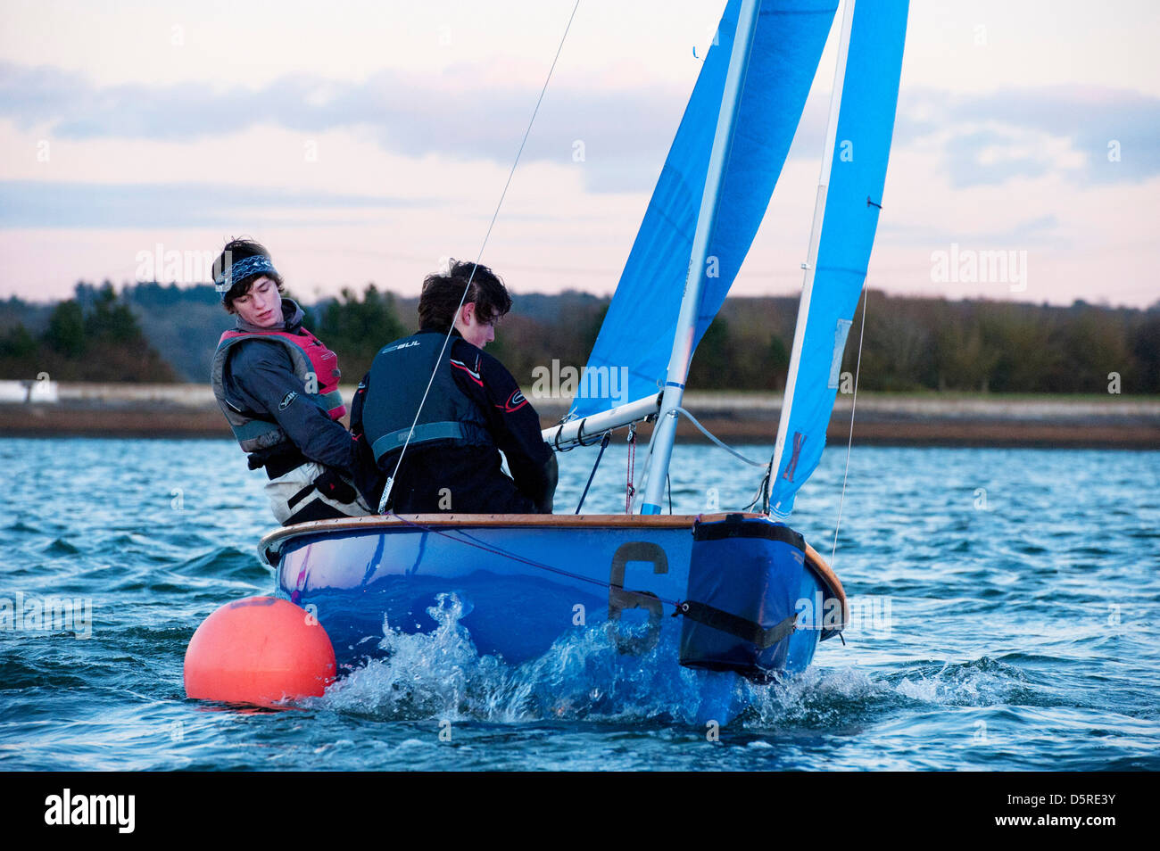 farmoor ,the reservoir in Oxfordshire, is the place to learn to sail ...