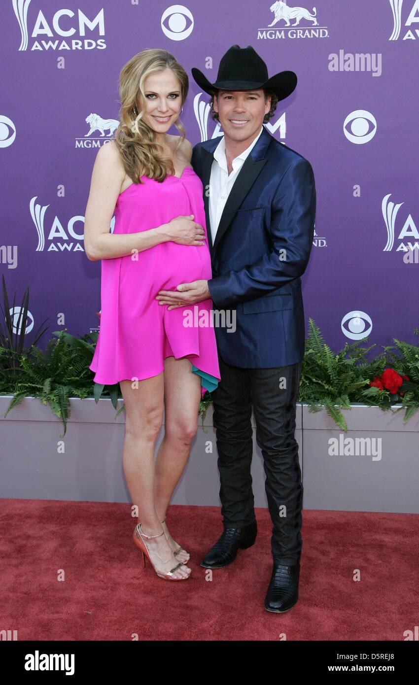 Clay walker and jessica walker hi-res stock photography and images - Alamy