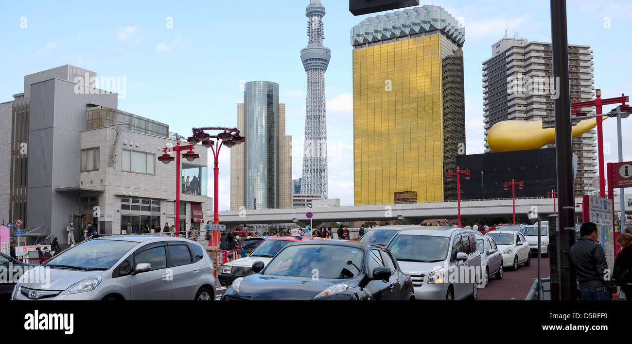 Azumabashi bridge and Tokyo Skytree, Asakusa Tokyo Stock Photo - Alamy