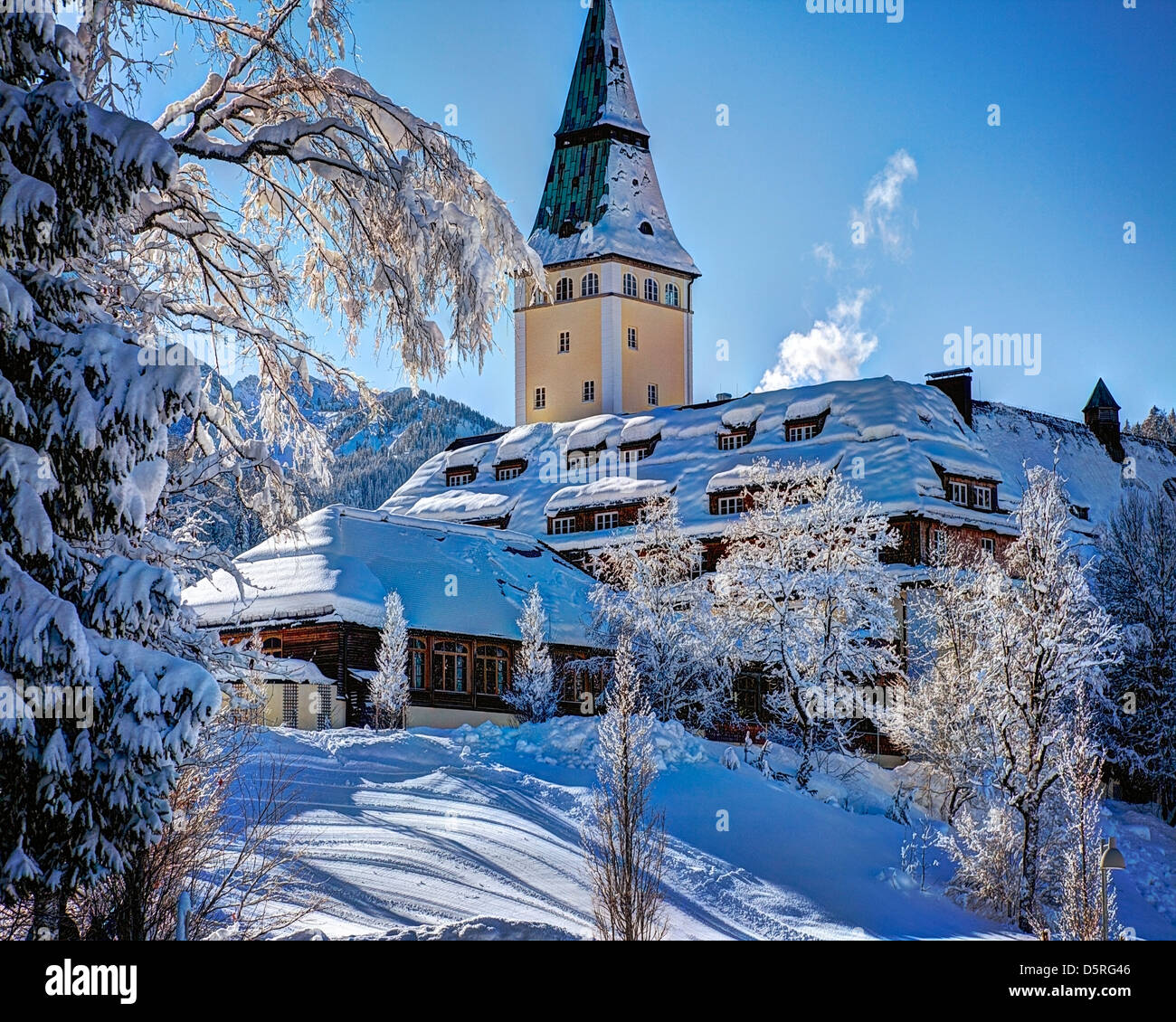 Schloss elmau hi-res stock photography and images - Alamy