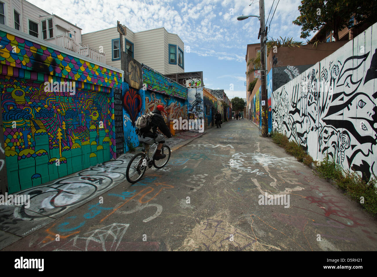 Clarion Alley Mural Project is an artists collective by six San ...