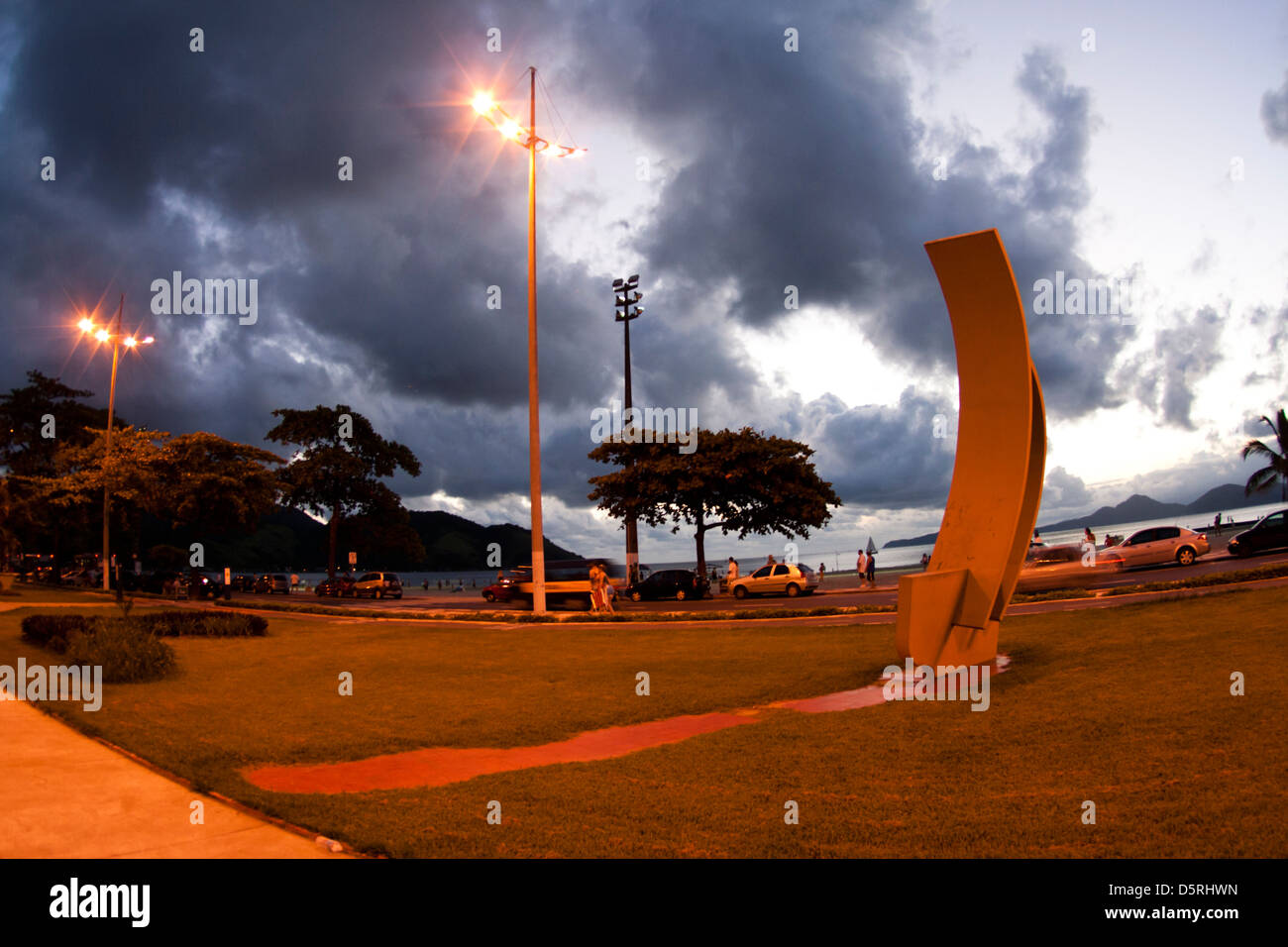 View of beach avenue monument statue at Ponta da Praia, Santos city ...
