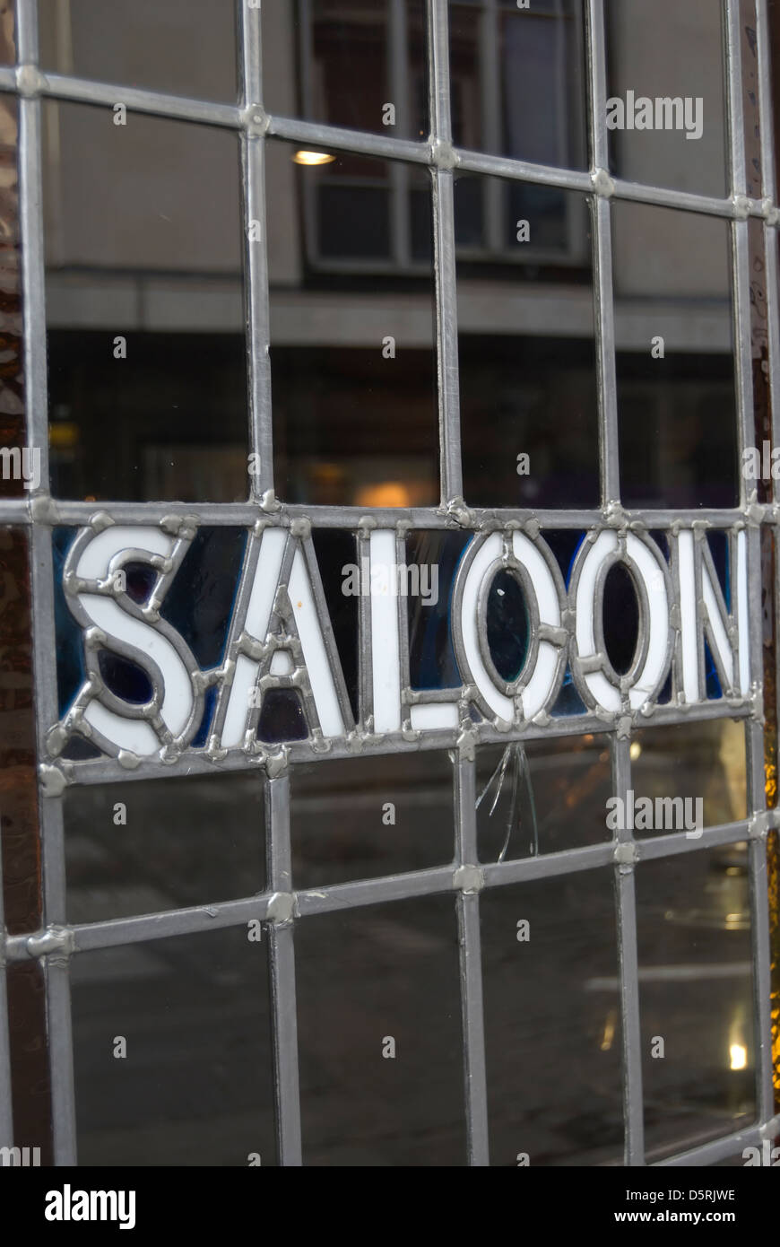 Saloon bar doors hi-res stock photography and images - Alamy