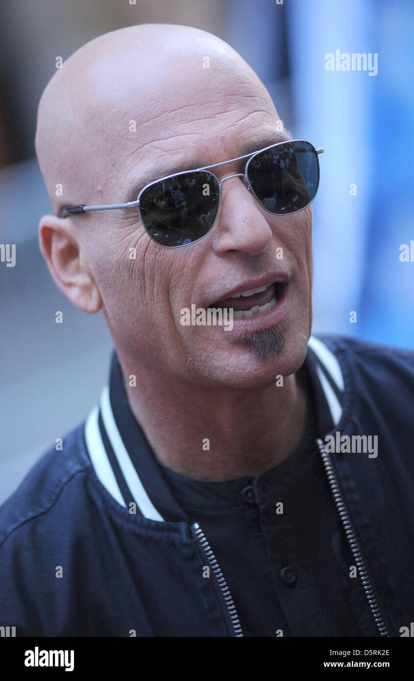 New York, USA. 8th April, 2013. Howie Mandel at talk show appearance ...
