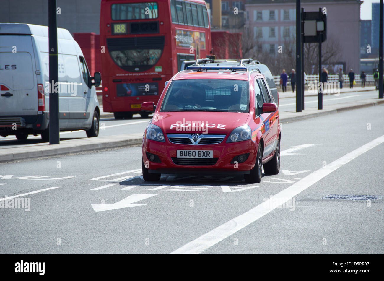 Waterloo and city line hi-res stock photography and images - Alamy