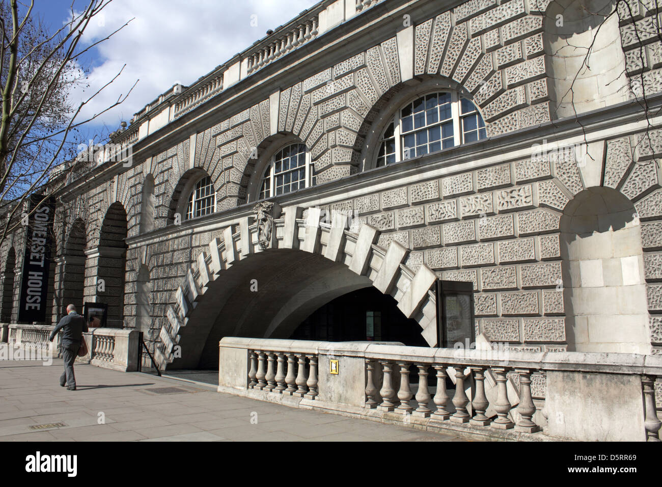 Somerset House on The Embankment London, England, UK Stock Photo - Alamy