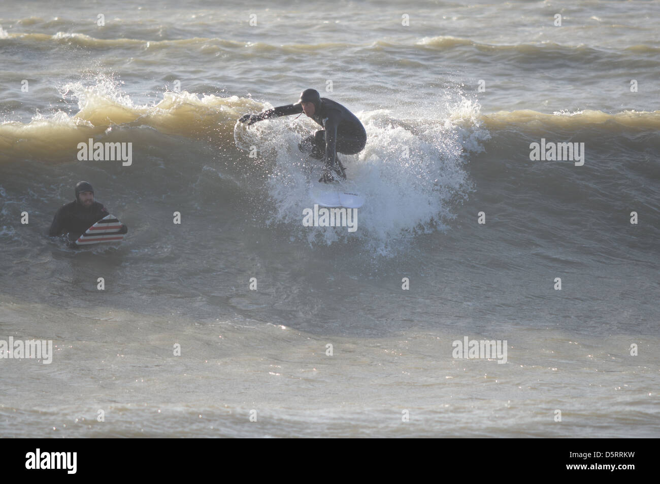 Littlehampton wave hi-res stock photography and images - Alamy