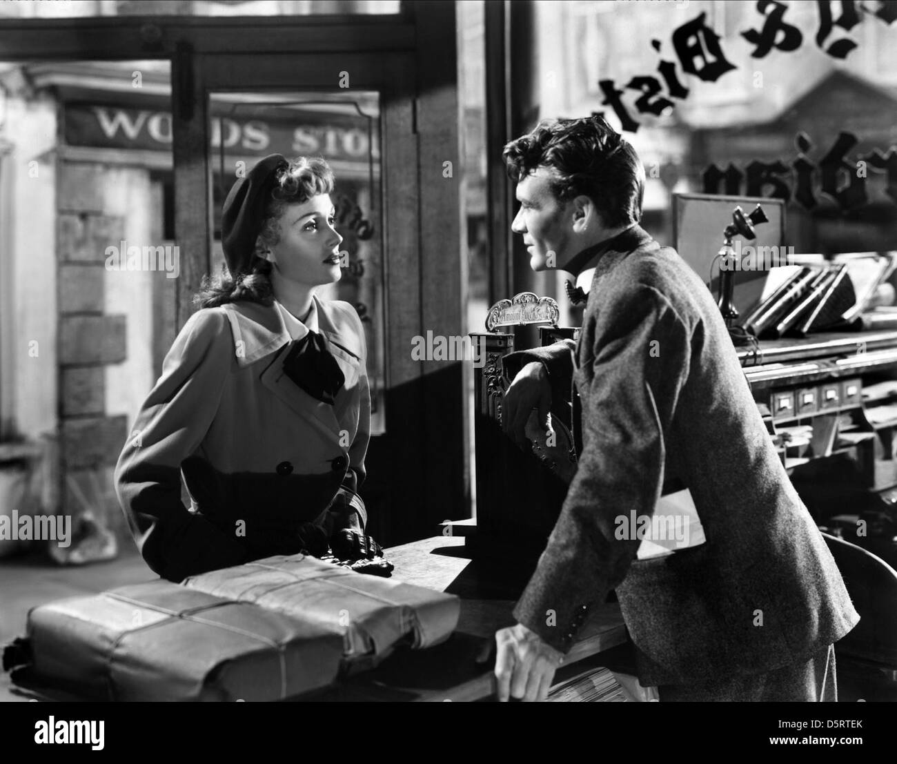 MARTHA SCOTT, JOHN MILLS, SO WELL REMEMBERED, 1947 Stock Photo - Alamy