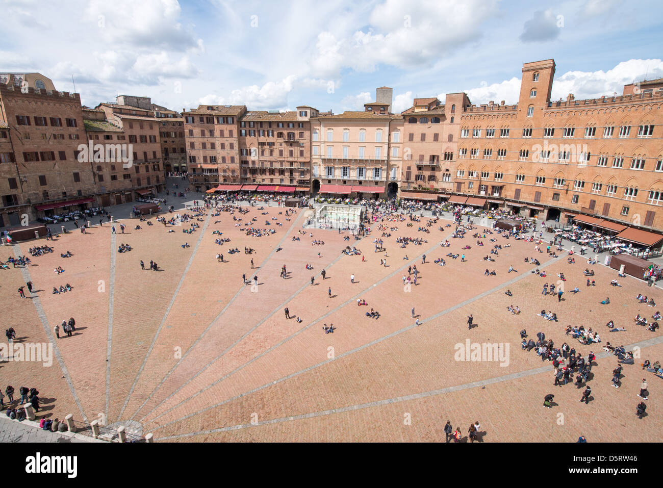 Wonderful aerial view of Piazza del Campo, Siena on a beautiful sunny ...