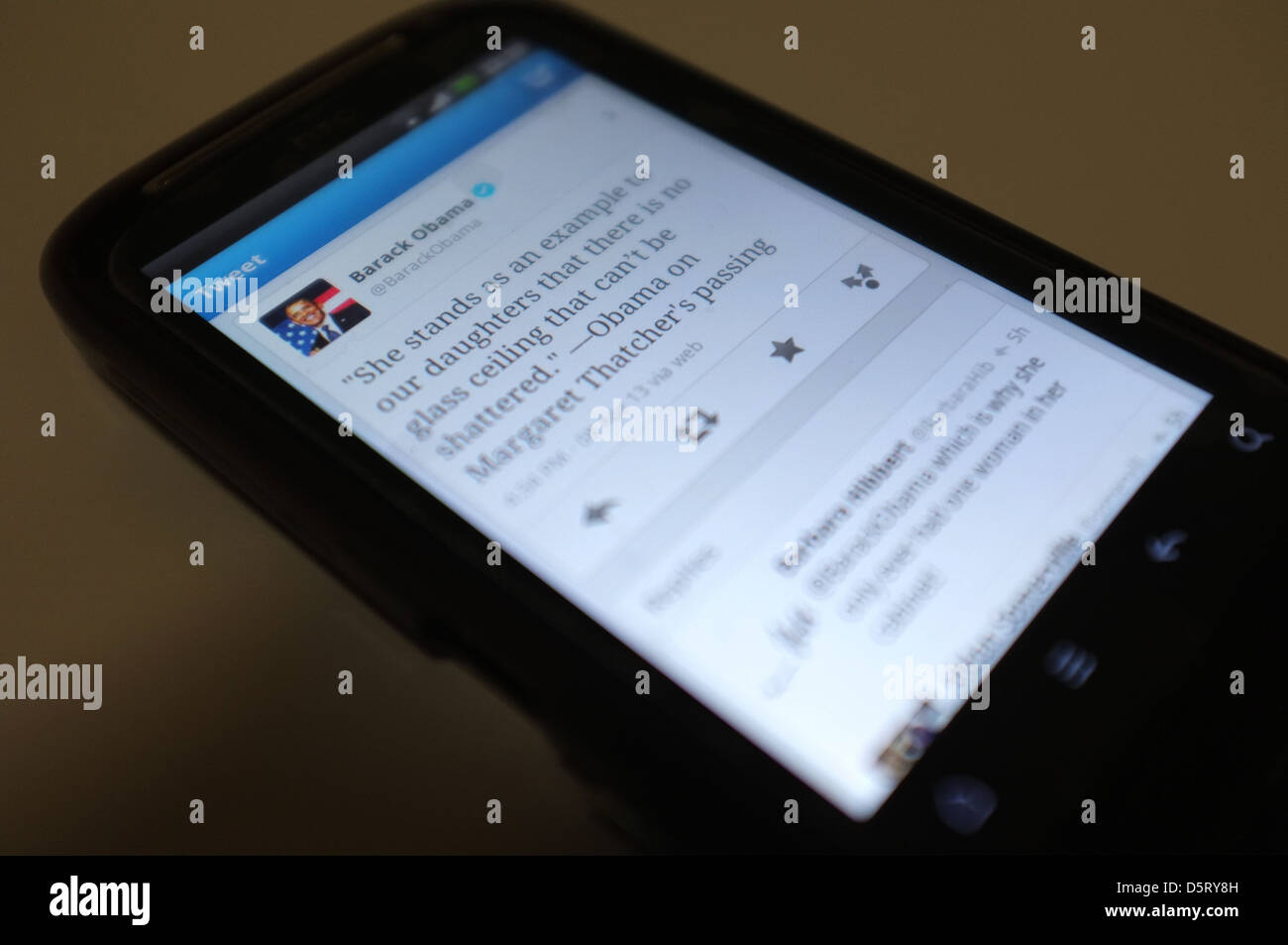 Mobile dead hi-res stock photography and images - Alamy