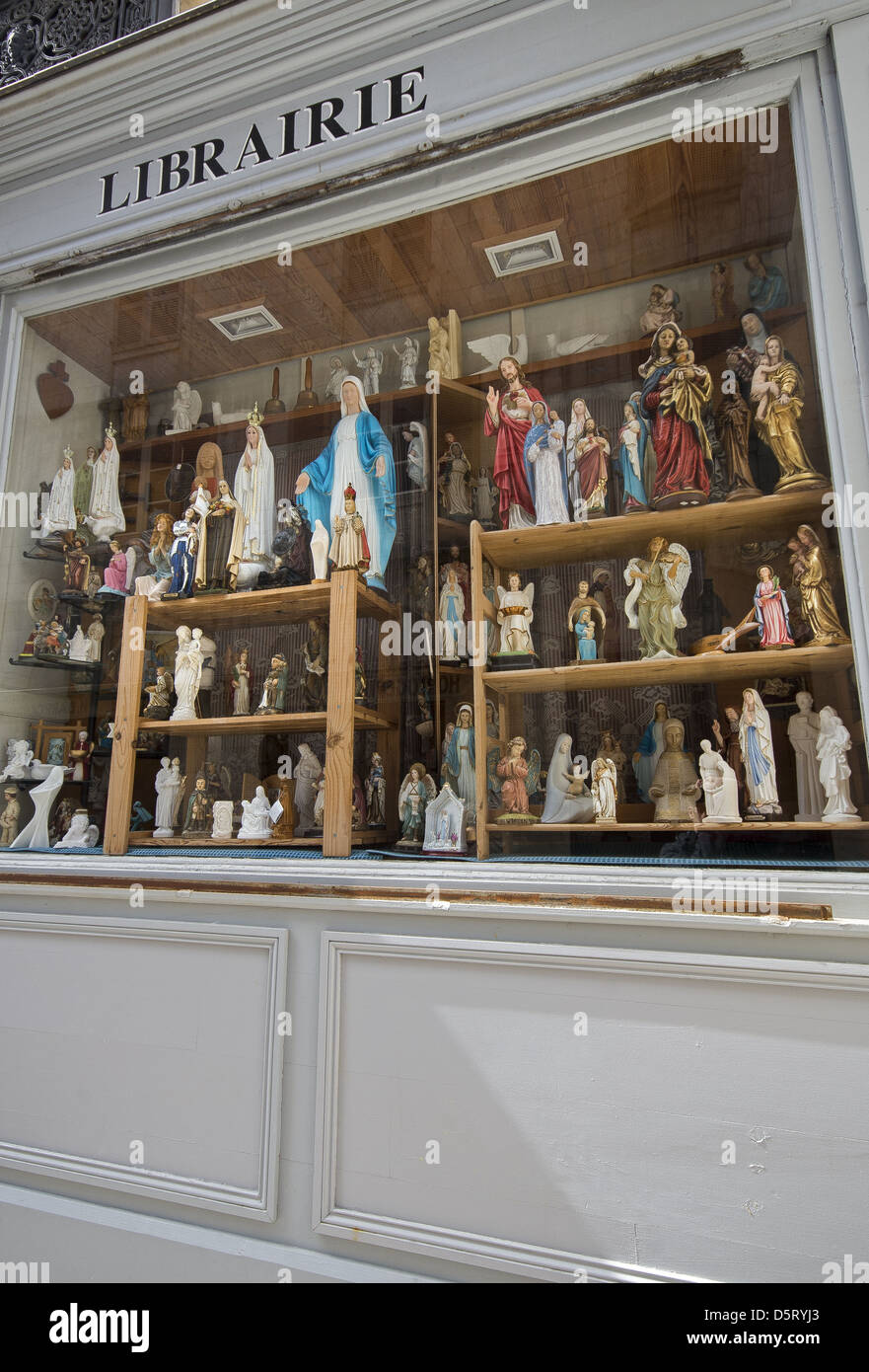 Statues collection hi-res stock photography and images - Alamy