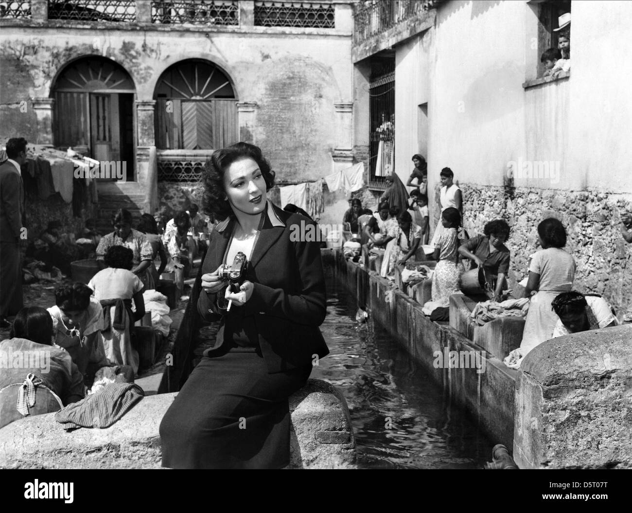 Linda Darnell Black and White Stock Photos & Images - Alamy