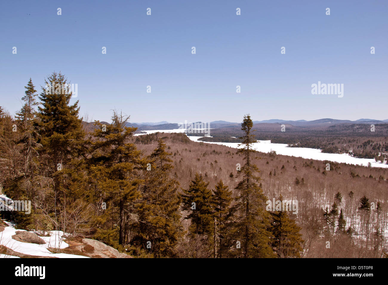 Scenic alpine view of lake and mountains in Adirondack Mountains of New ...