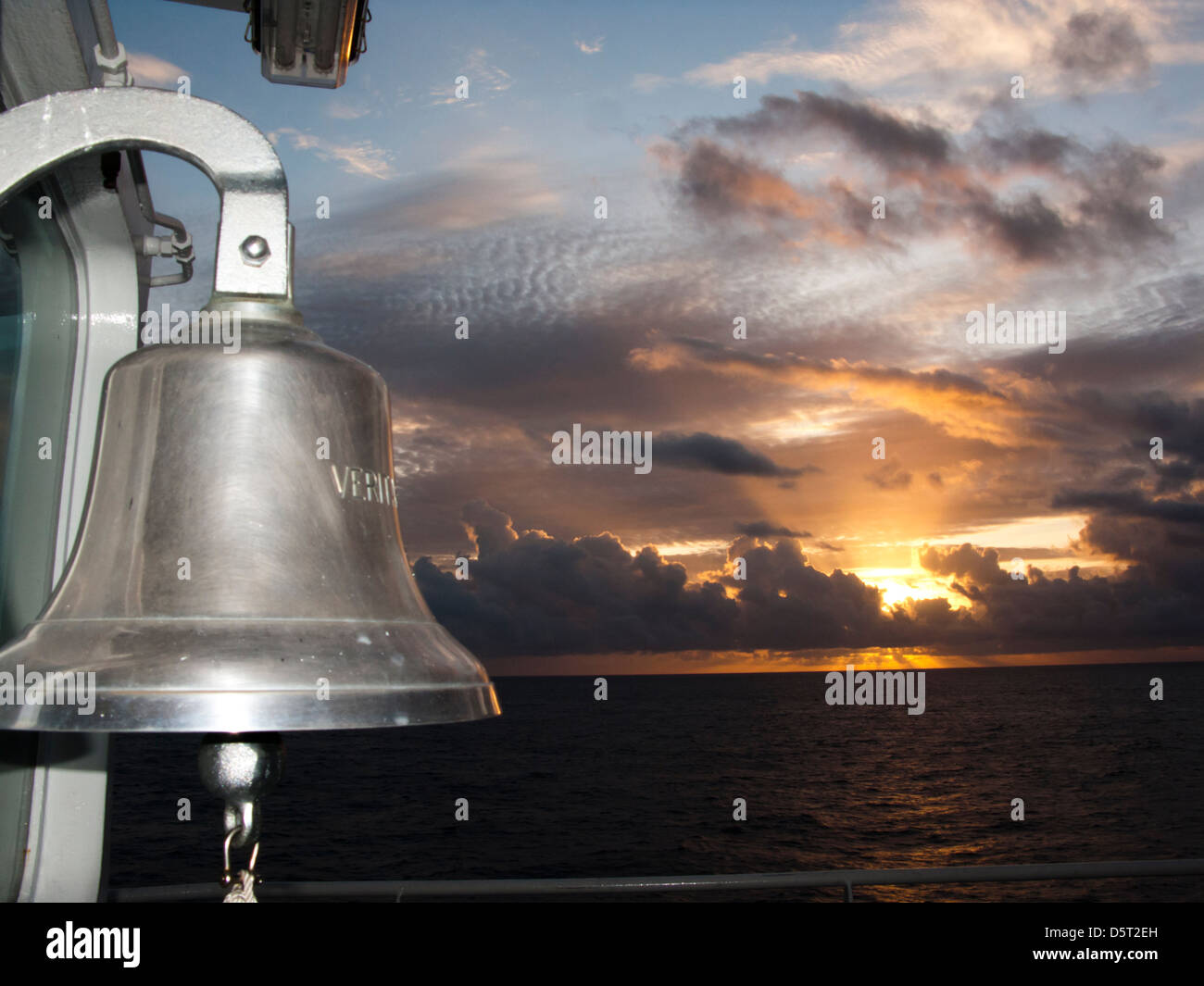 seismic vessel Veritas Vantage from CGG company working in Brazil for ...