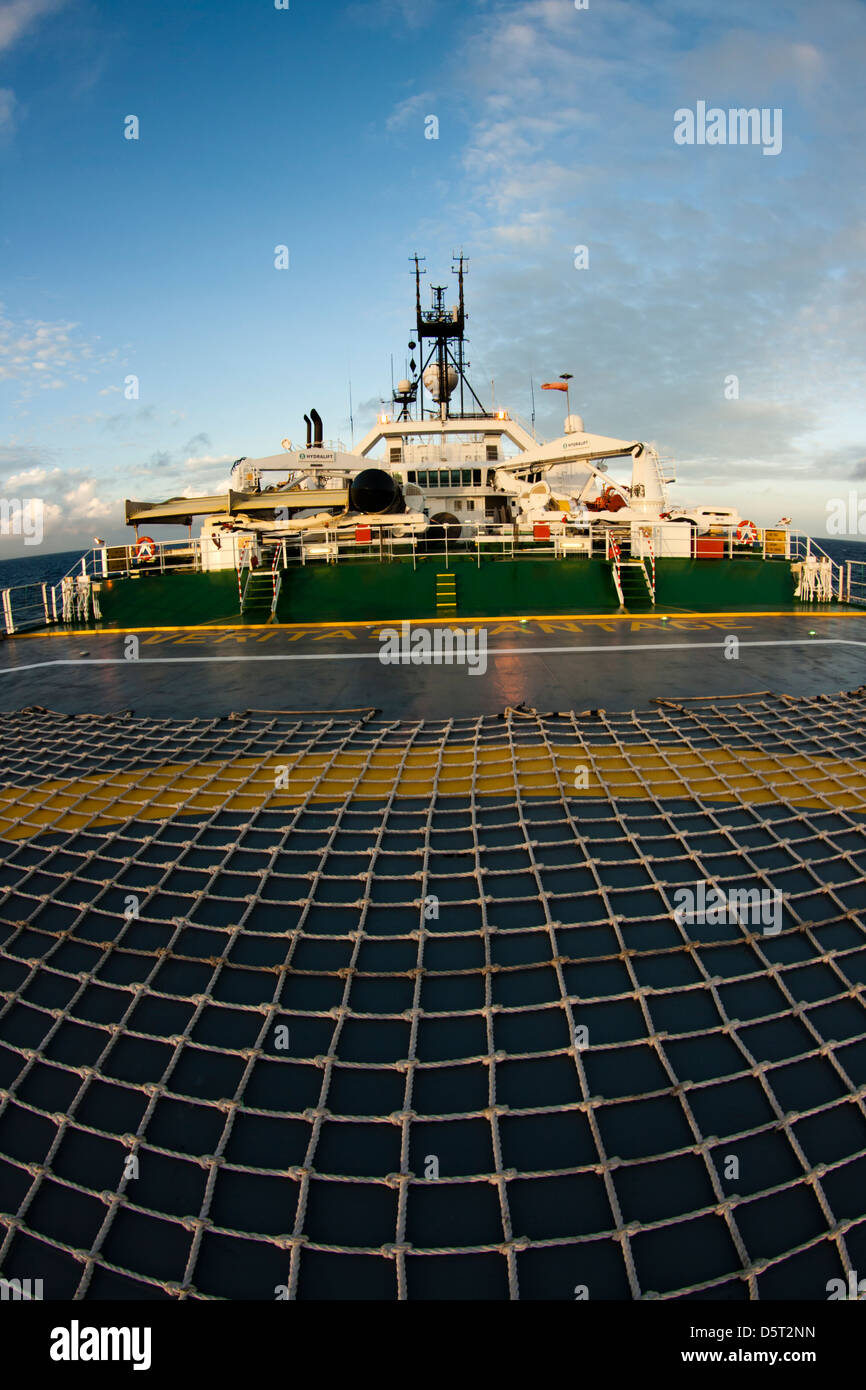 Helicopter landing deck of the seismic vessel Veritas Vantage Stock ...