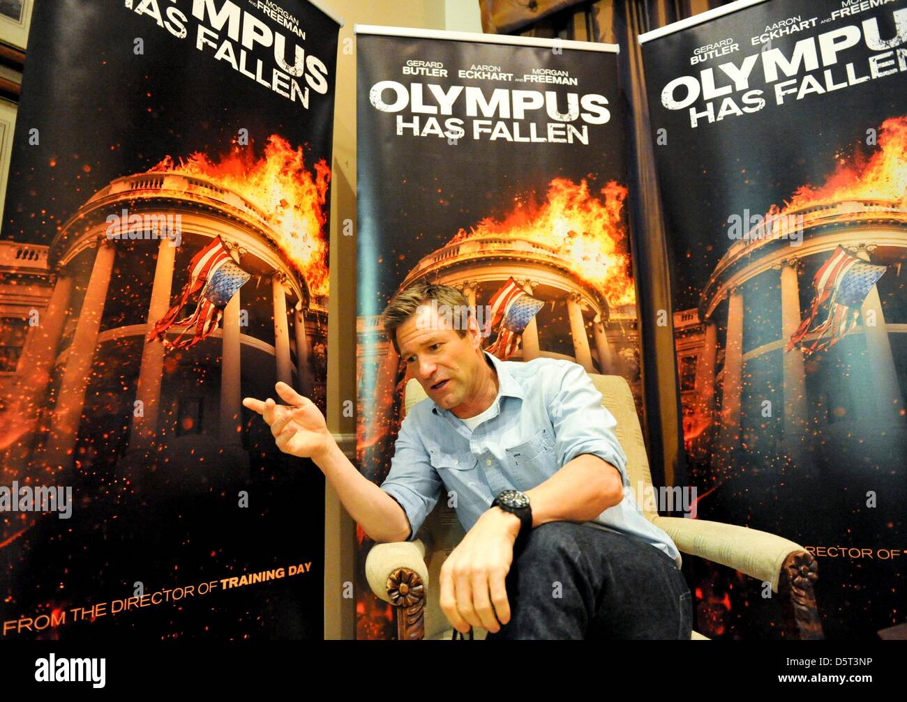 Olympus Has Fallen Poster