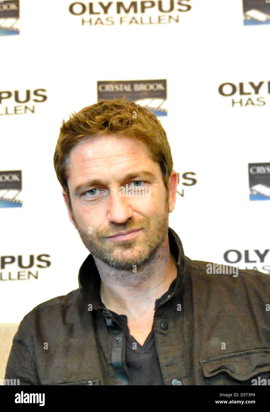 Scottish male actor hi-res stock photography and images - Alamy