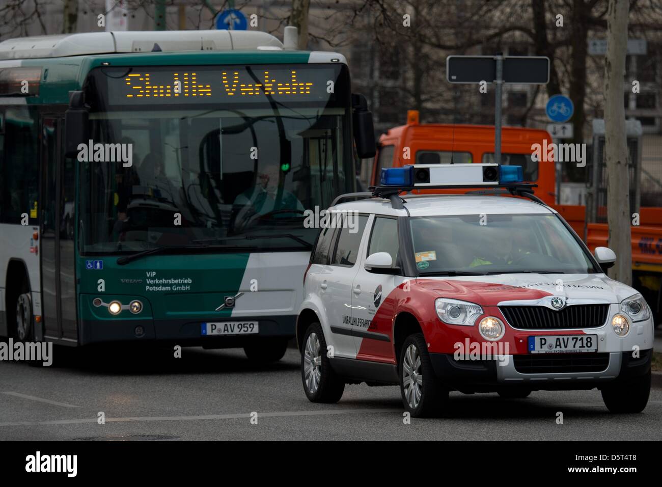 Emergency evacuation bus hi-res stock photography and images - Alamy