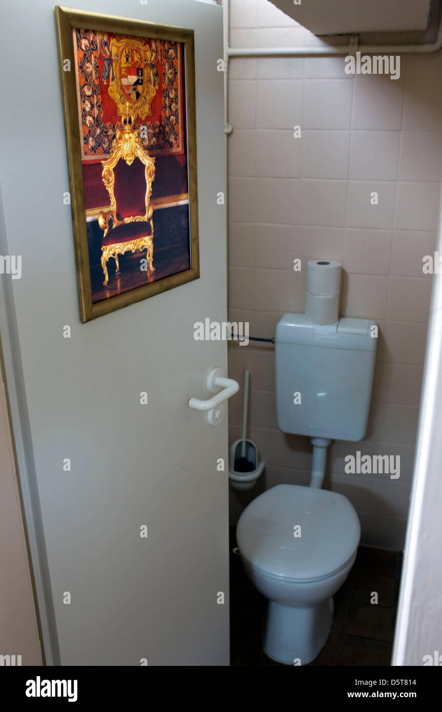 Castle toilet wall hi-res stock photography and images - Alamy
