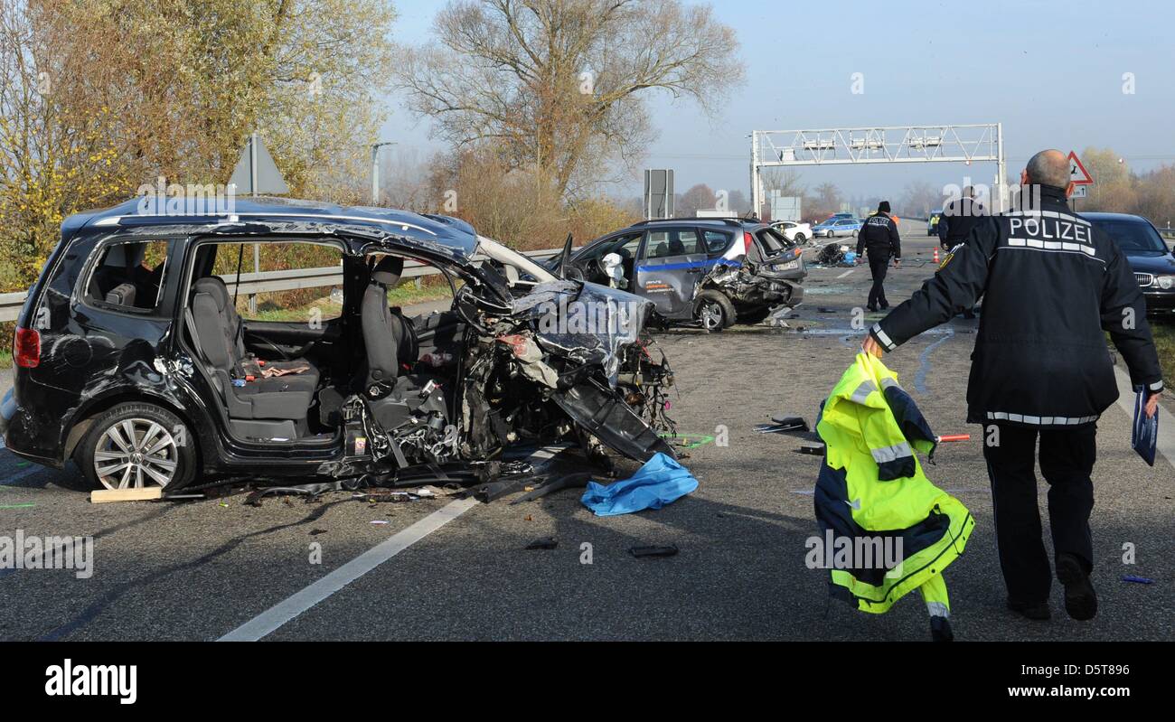 Police accident hi-res stock photography and images - Alamy