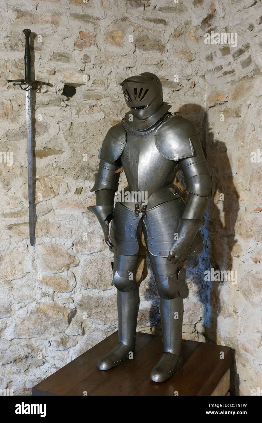Castle interior armour hi-res stock photography and images - Alamy
