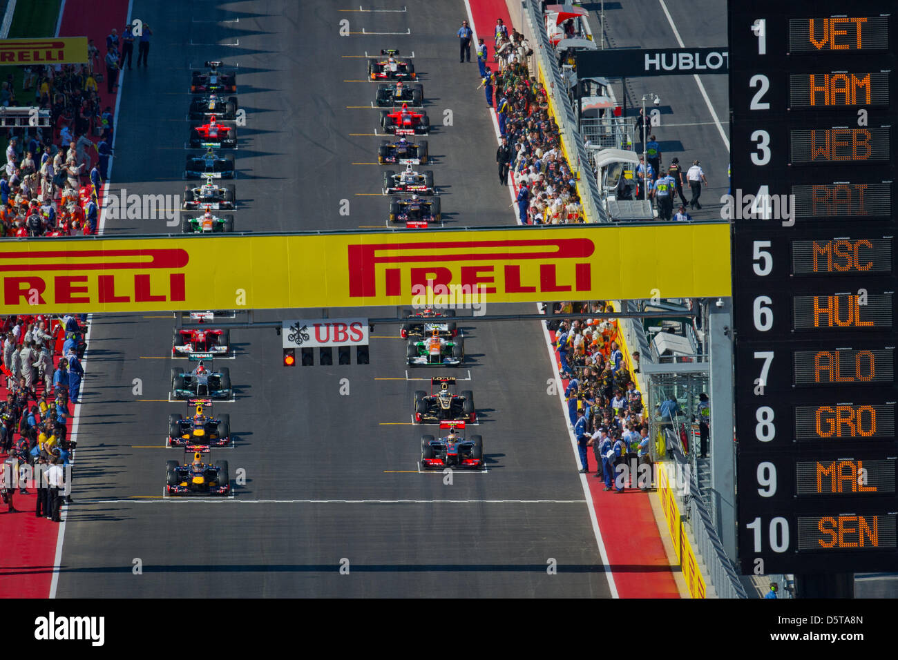 All cars are standing in the grid ready to start the Formula One United ...