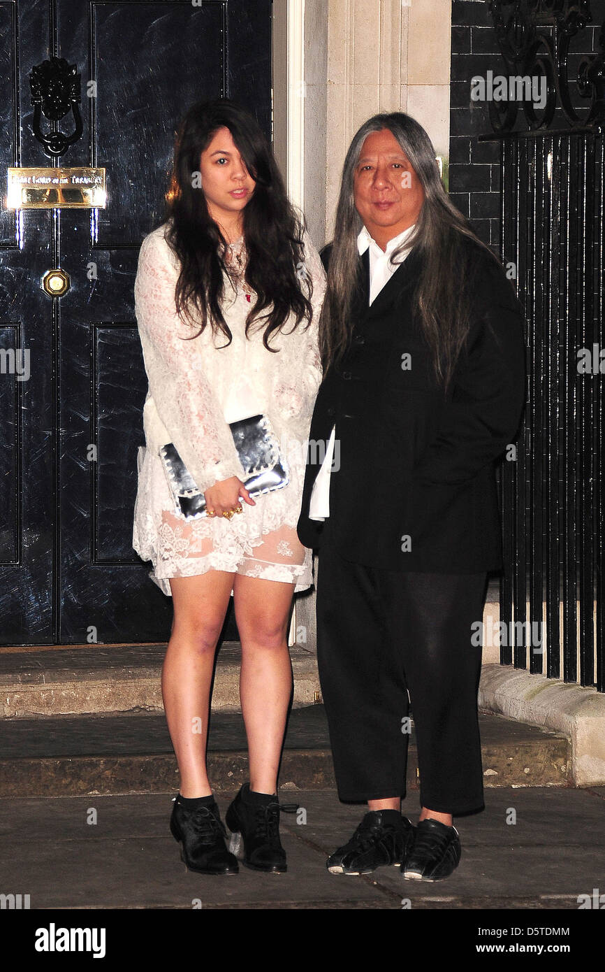 Daughtersimone hi-res stock photography and images - Alamy