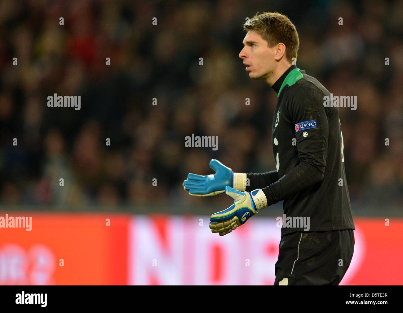 Hanover's goalkeeper Ron-Robert Zieler gestures during the UEFA Europa ...