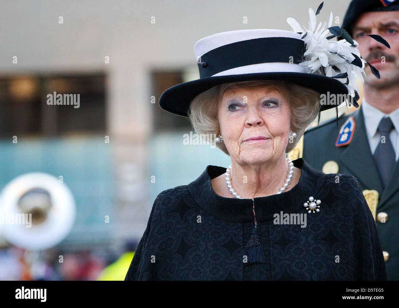 Queen Beatrix of the Netherlands and President Ivan Gasparovic of ...