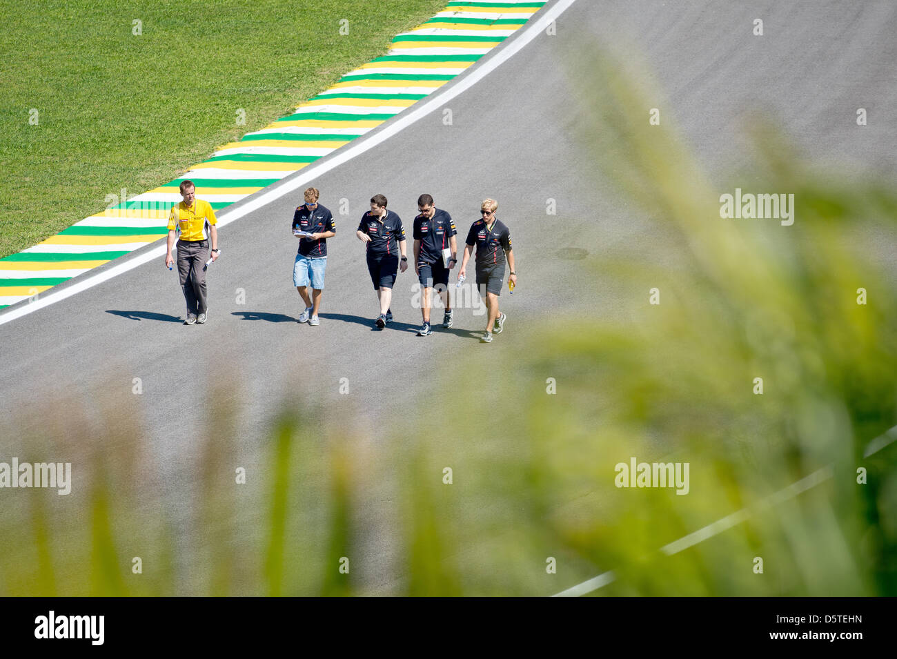 Race engineer renault hi-res stock photography and images - Alamy
