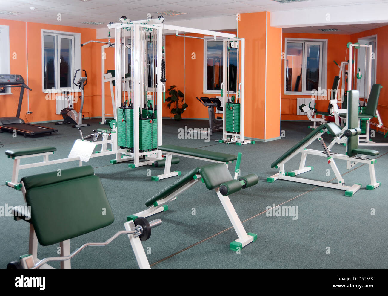 School gym apparatus hi-res stock photography and images - Alamy