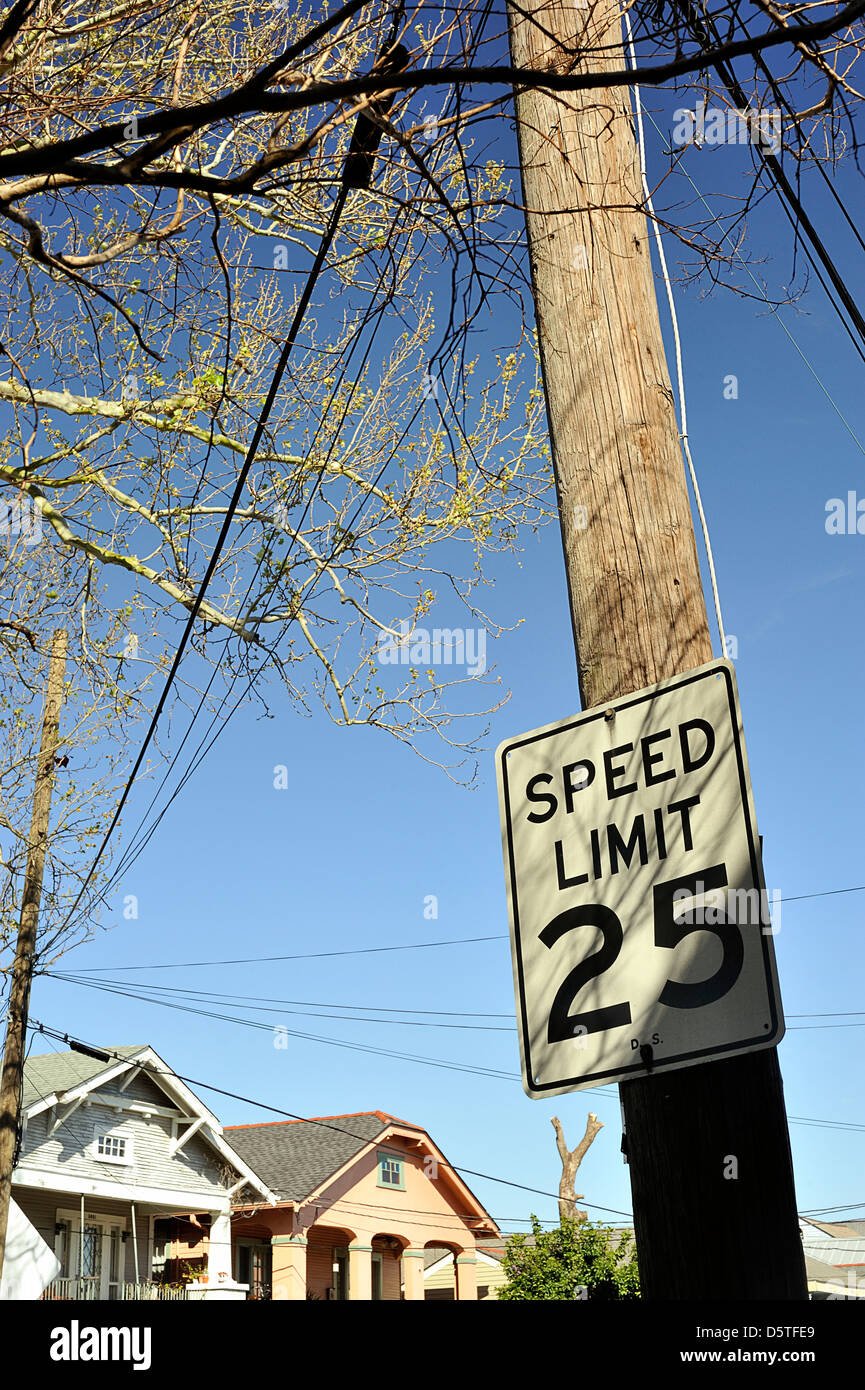 Speed limit sign empty street hi-res stock photography and images - Alamy