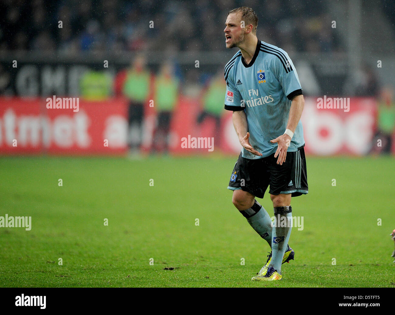 Hamburg's Maximilian Beister gestures during the German Bundesliga ...