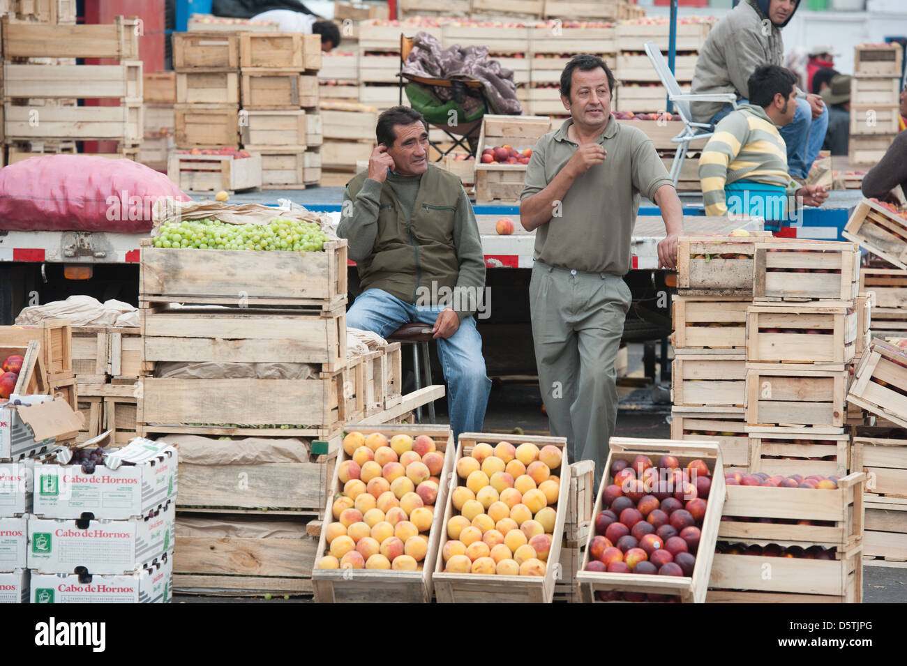 Fruit crates hi-res stock photography and images - Alamy