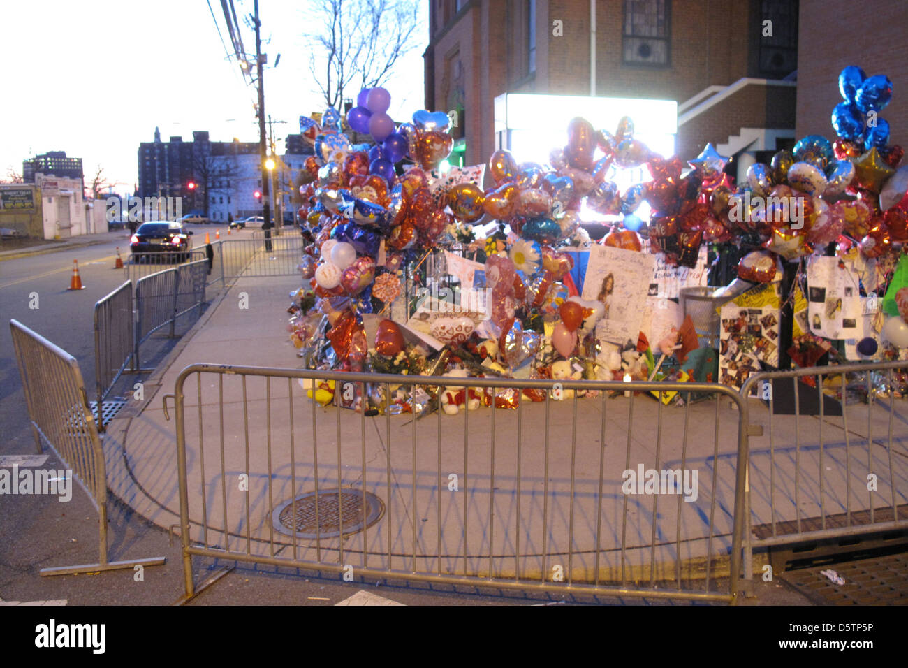 Whitney houston funeral hi-res stock photography and images - Alamy